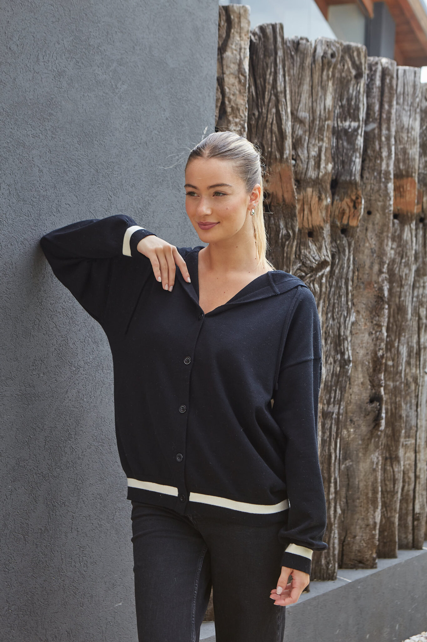 Art. #6203: Cardigan Ashley (CD023-026) – Anelen